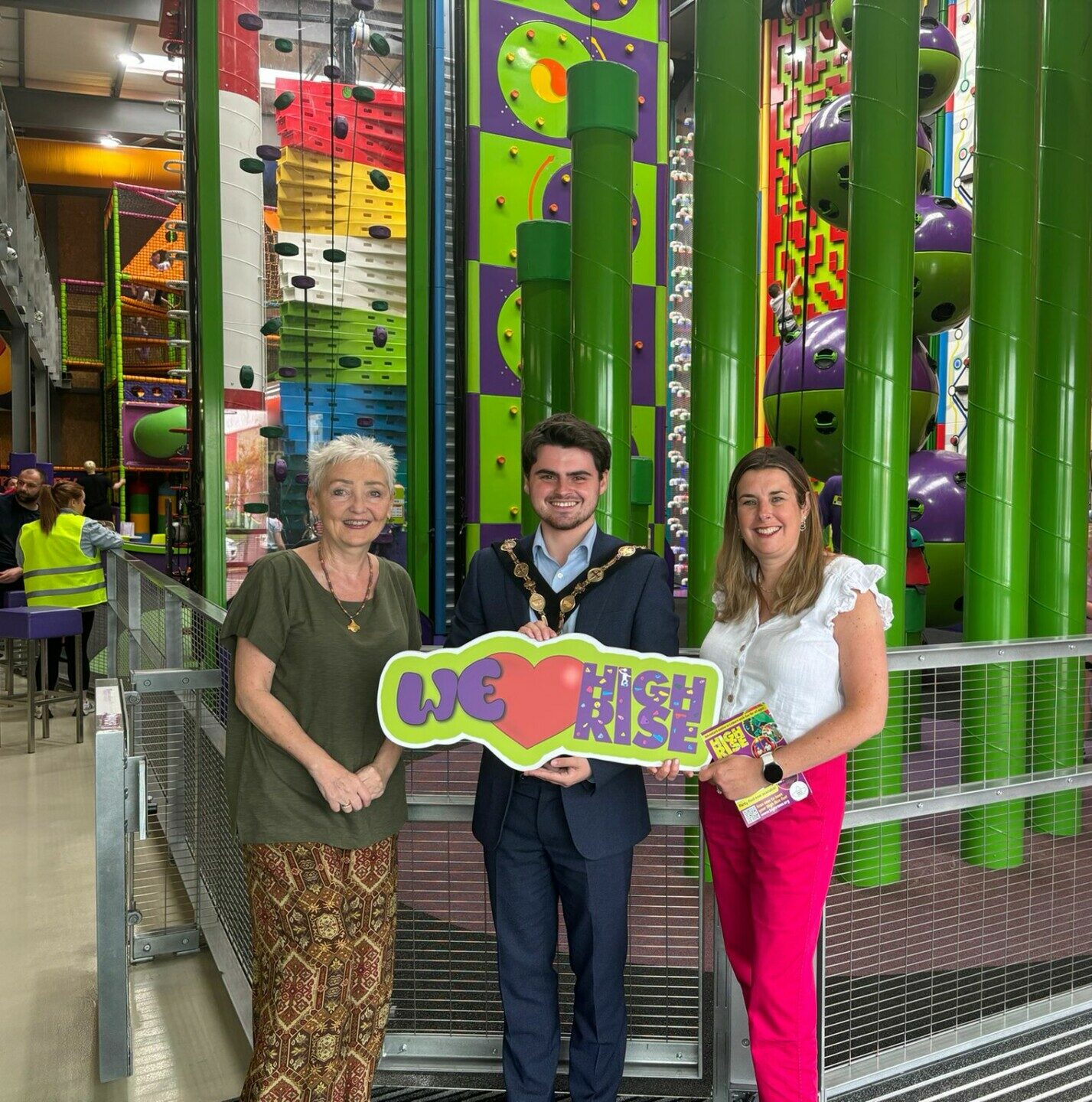 Mayor of Lisburn and Castlereagh Councillor Kurtis Dickson visits High ...